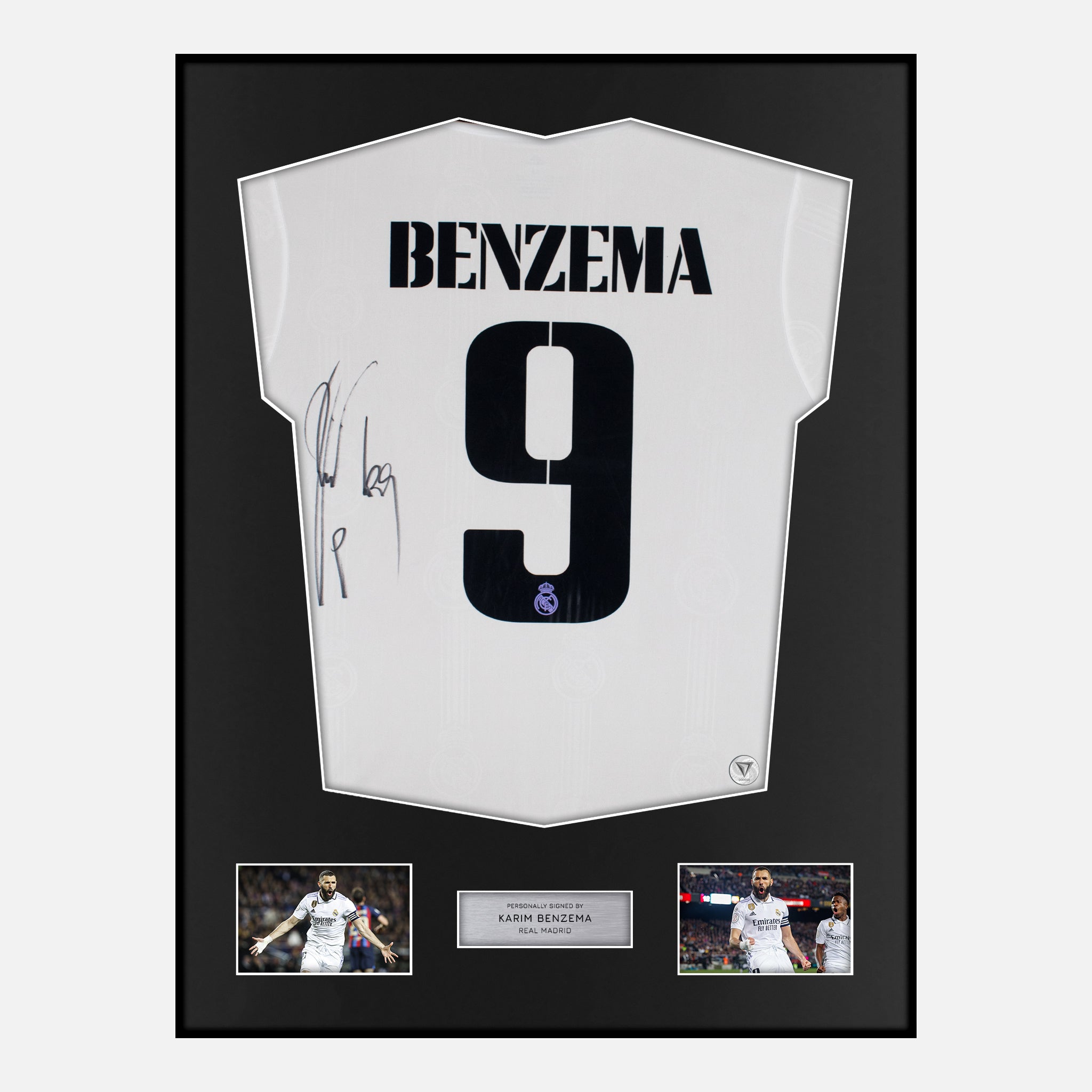Framed Karim Benzema Signed Real Madrid Shirt | Classic