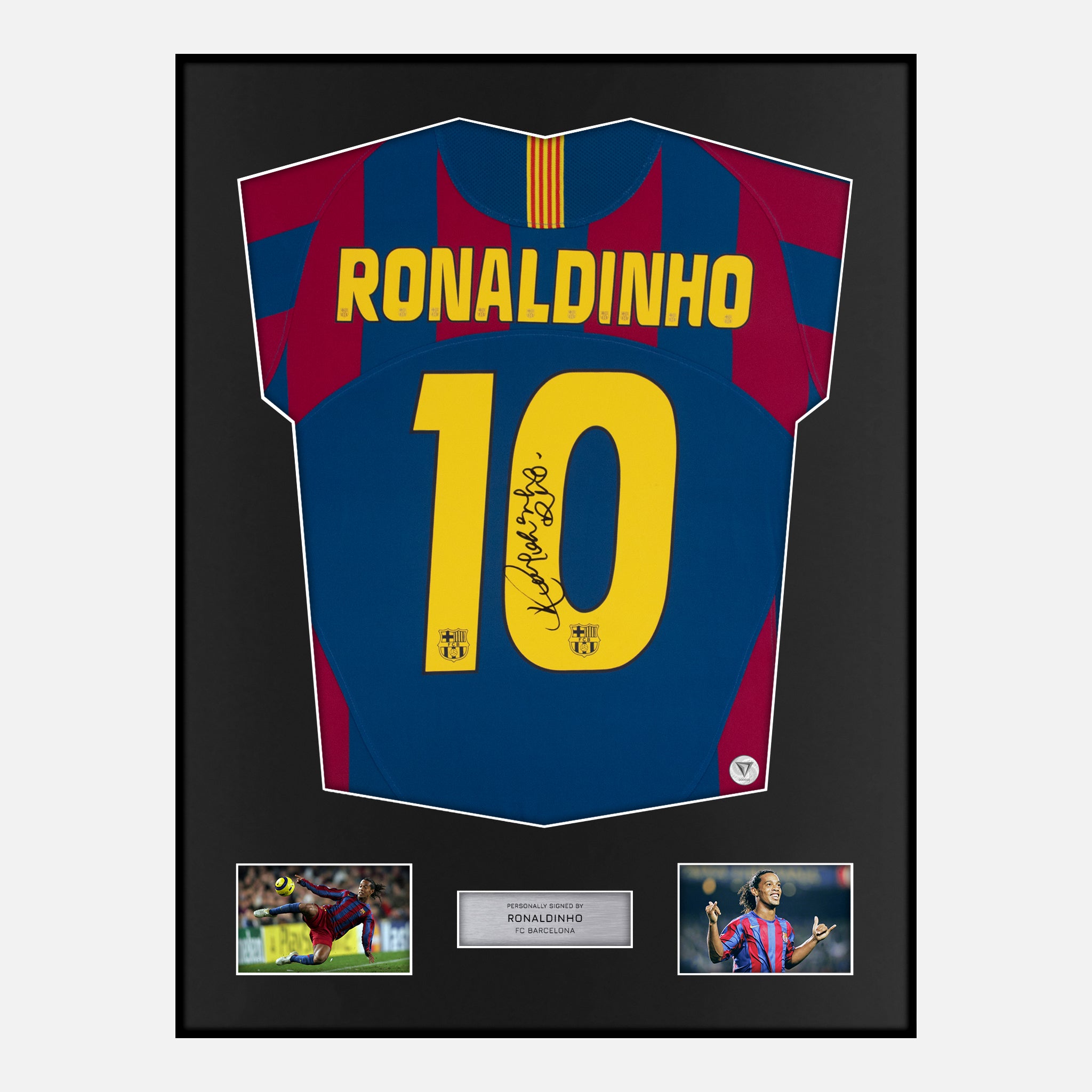 Framed Ronaldinho Signed Barcelona Shirt | Classic