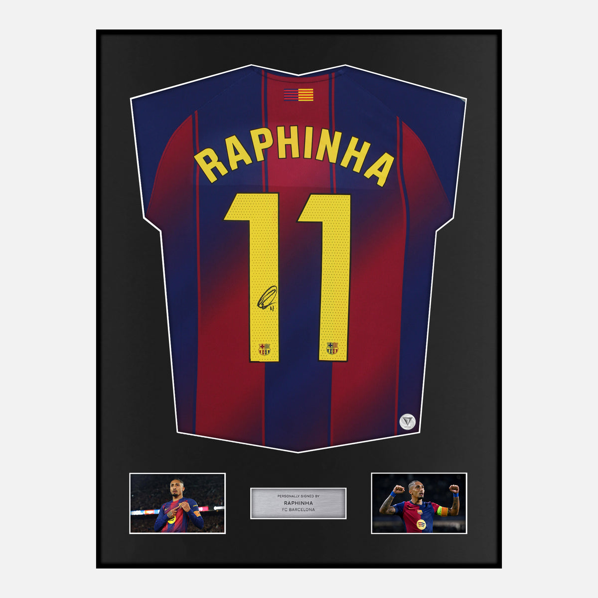 Framed Raphinha Signed Barcelona Shirt 2025-26 Home [Classic]